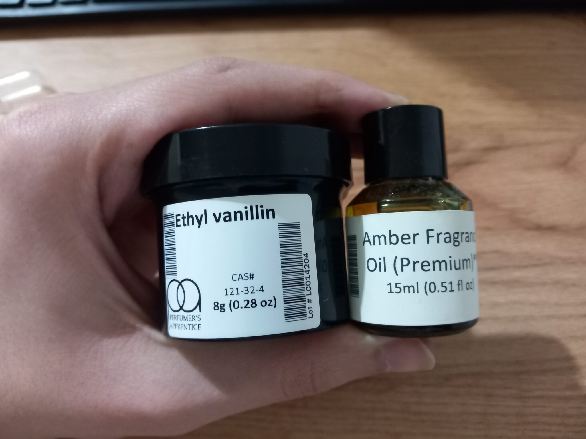 Vanilla Scent Pairings: The Ultimate Guide to Mixing Vanilla with Other Scents - MyBestScent